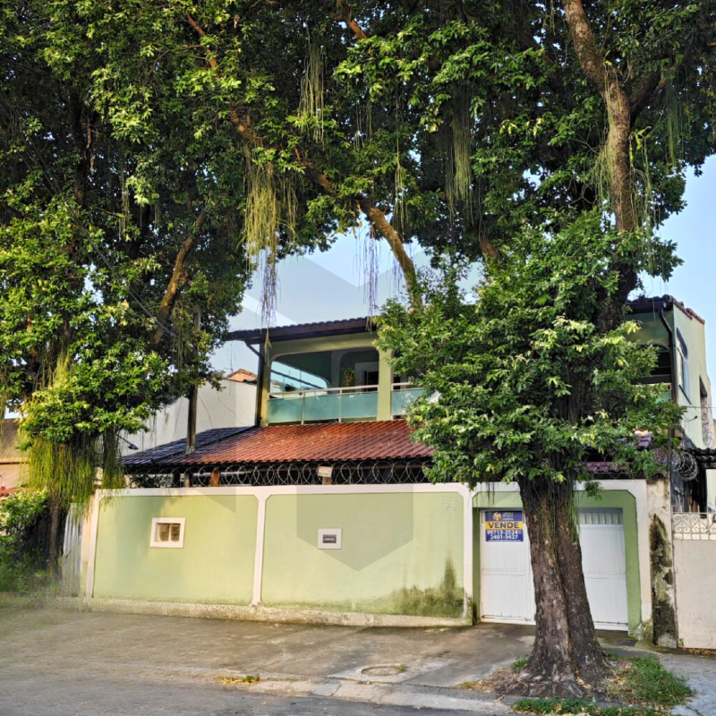 Casa à venda, Bangu, 4 quartos, terraço, 2 vagas, 242 m²