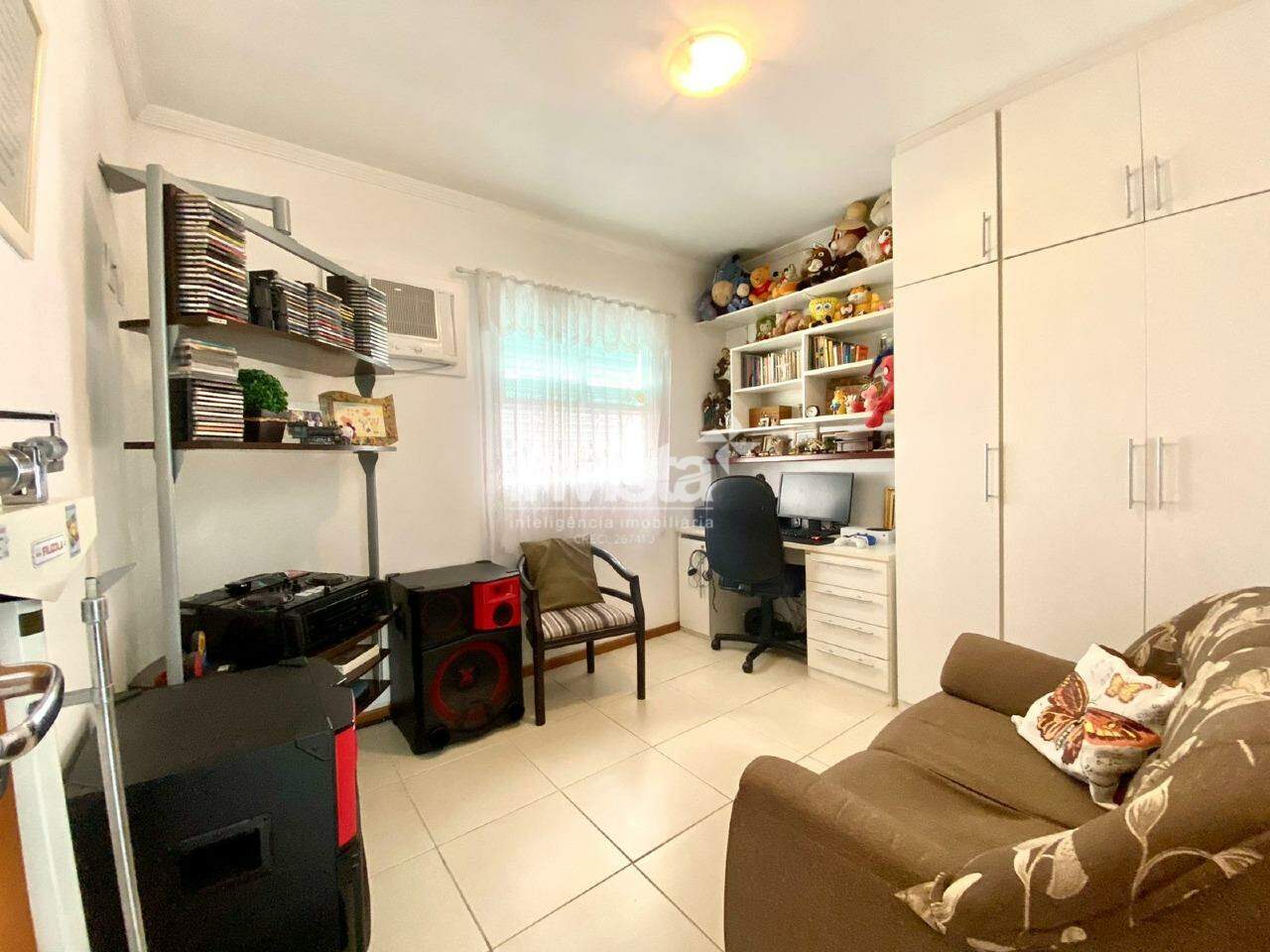 Casa à venda no bairro Marapé