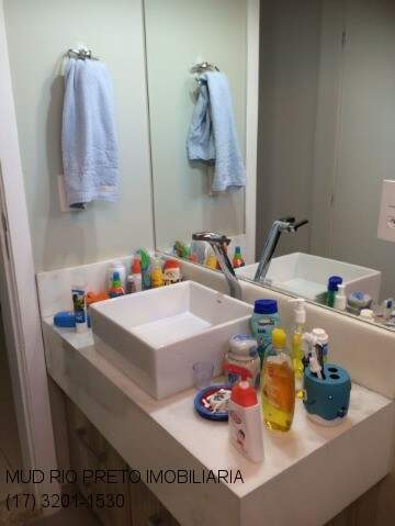 Apartamento à venda no bairro CENTRO, em São José do Rio Preto - SP
